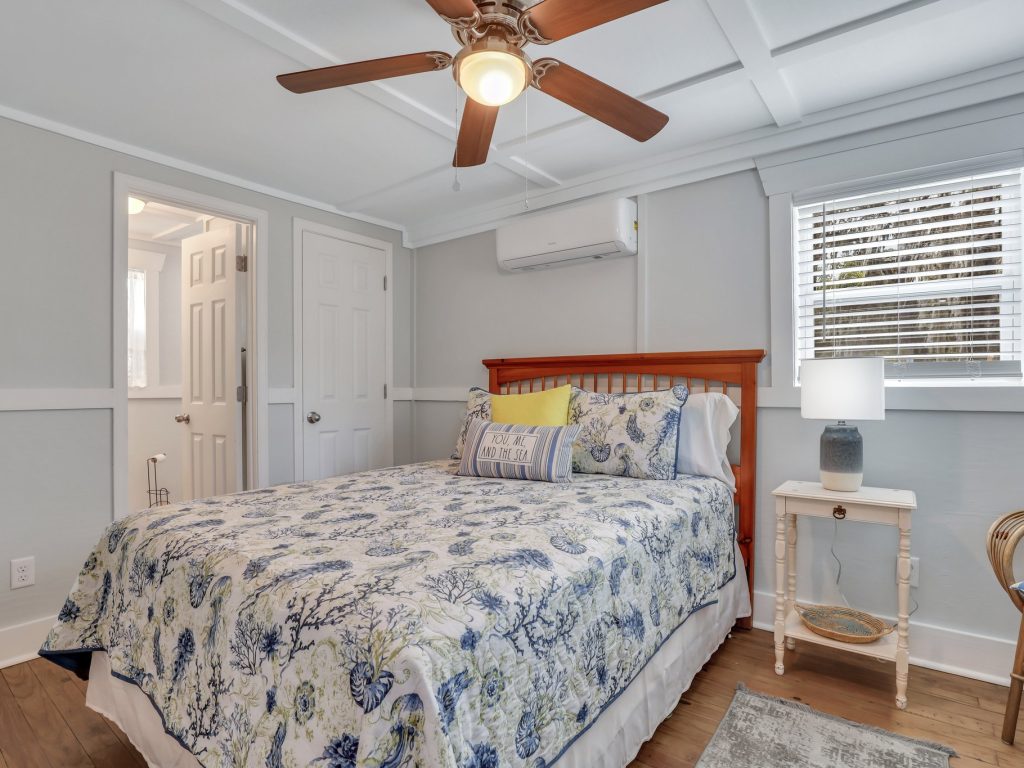 Castaway Cottage - Harris Real Estate Georgia